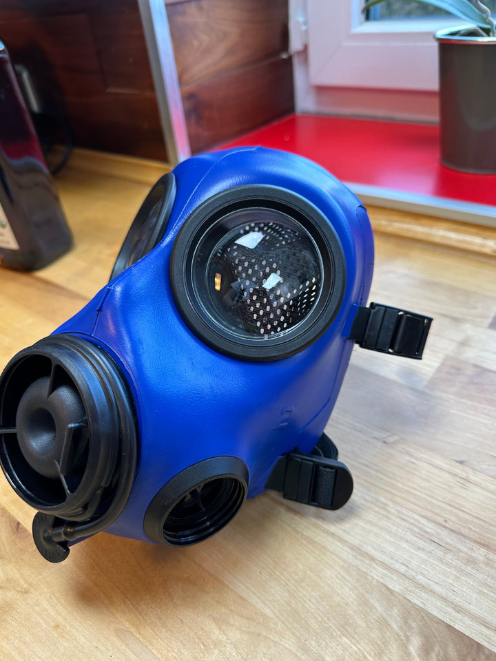 xFetish is all about gas masks – xfetish